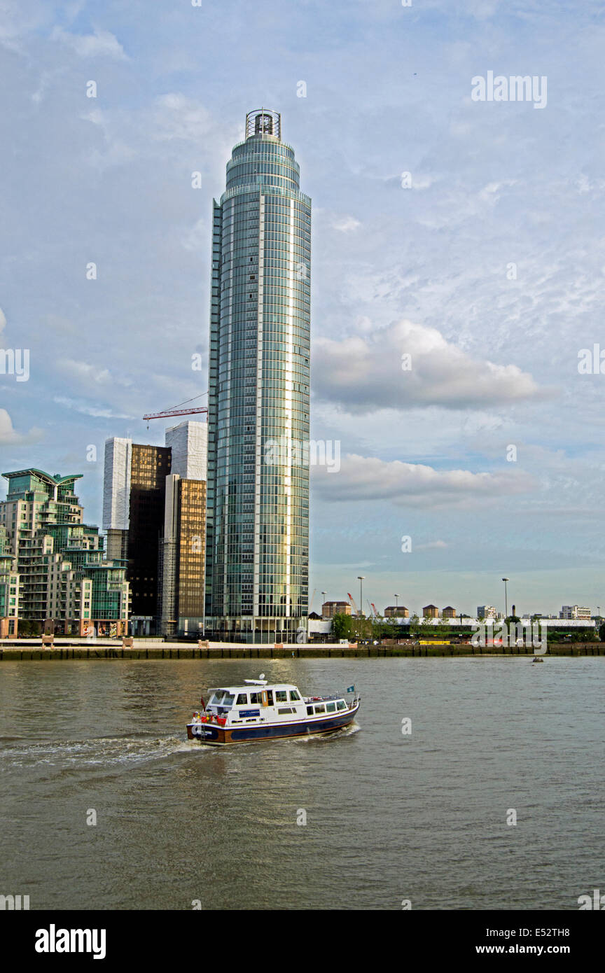 The St. George Wharf Tower (Vauxhall Tower) part of the St George Wharf ...