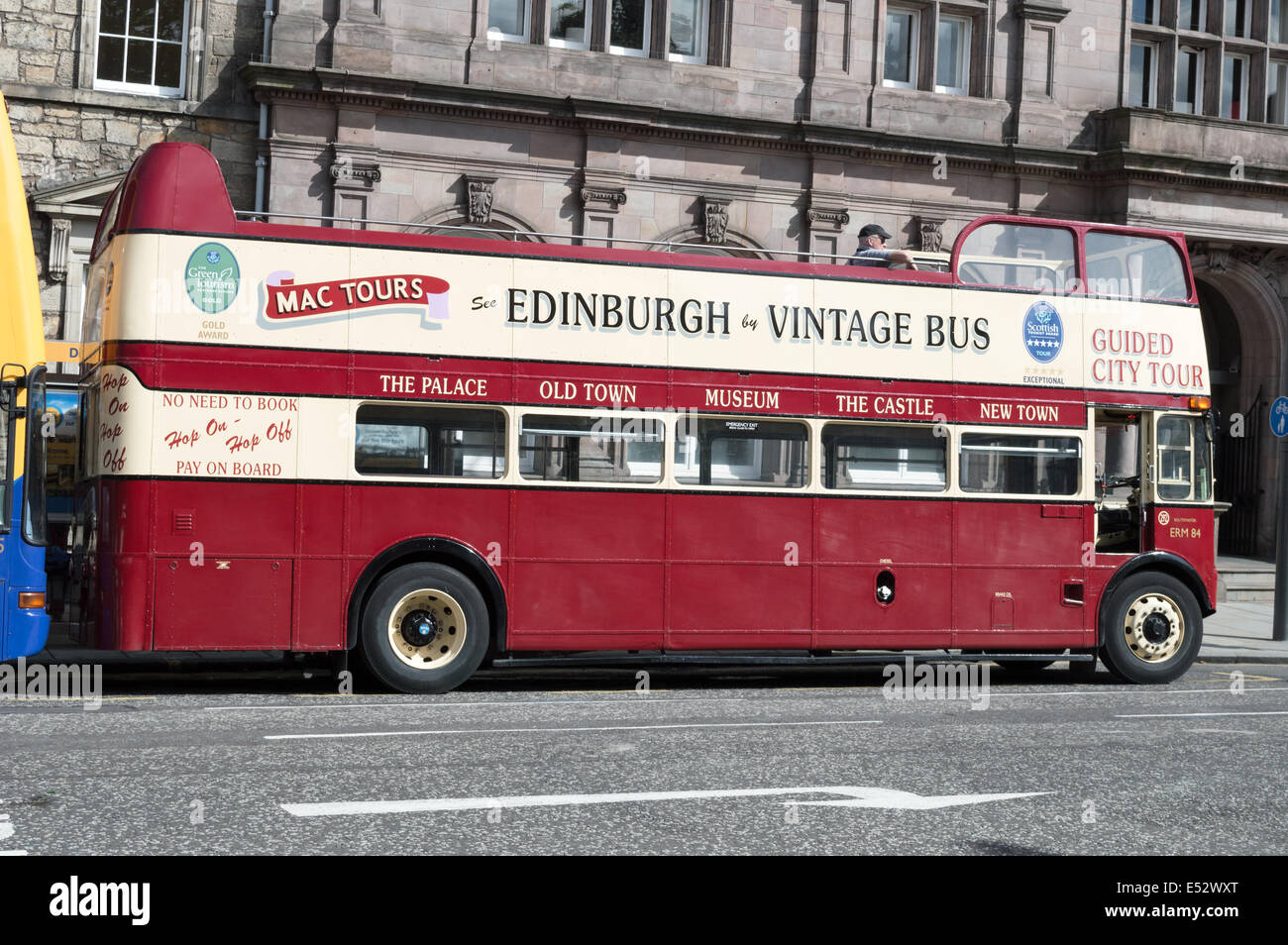 Edinburgh vintage open top tour bus parked in St Andrews Square Stock ...