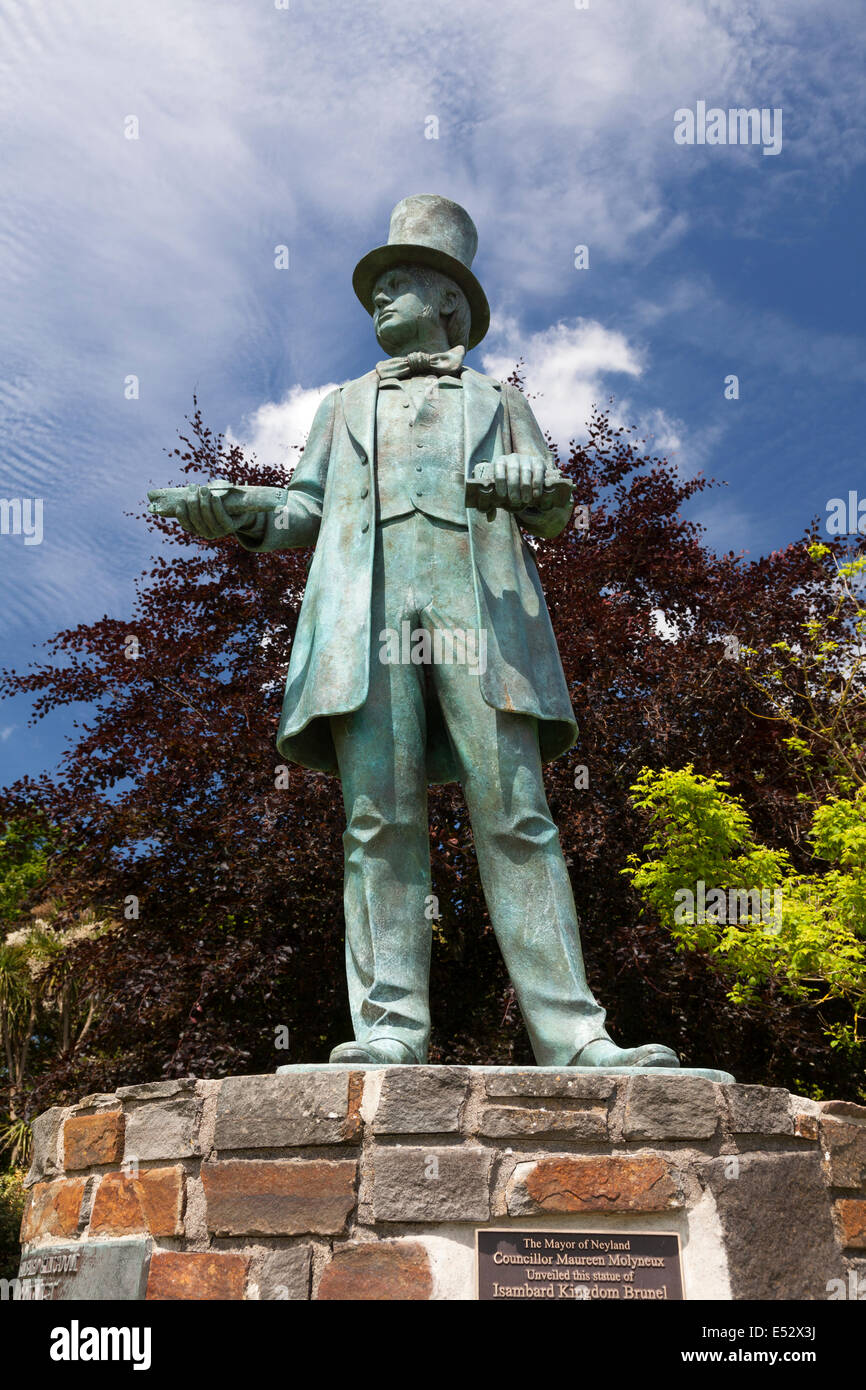 Statue of Isambard Kingdom Brunel, Neyland, Pembrokeshire Stock Photo ...