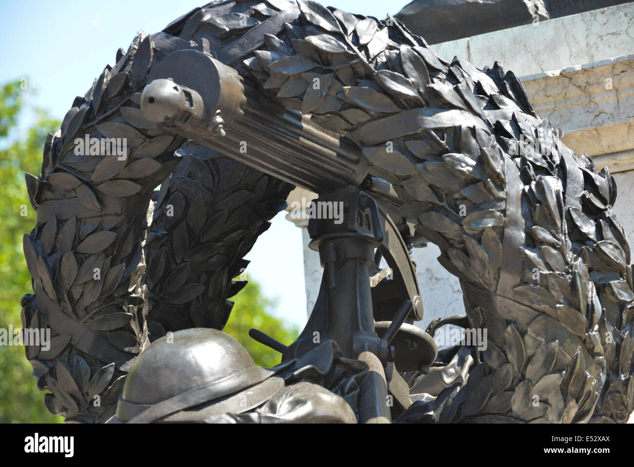 Machine guns corps memorial london hi-res stock photography and images ...