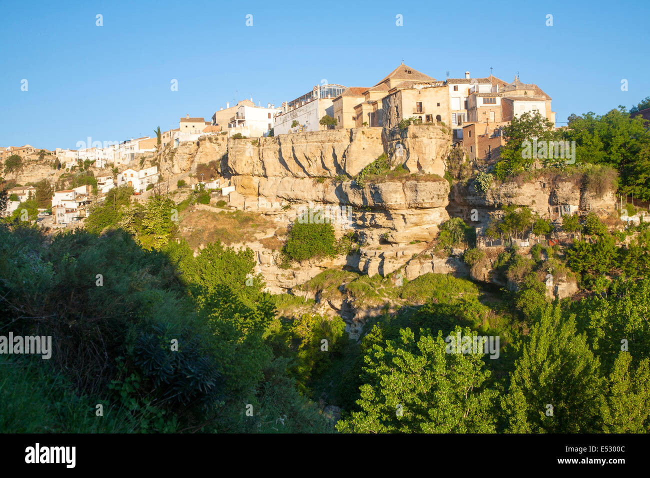 Spain cliff cliffs river valley hi-res stock photography and images - Alamy