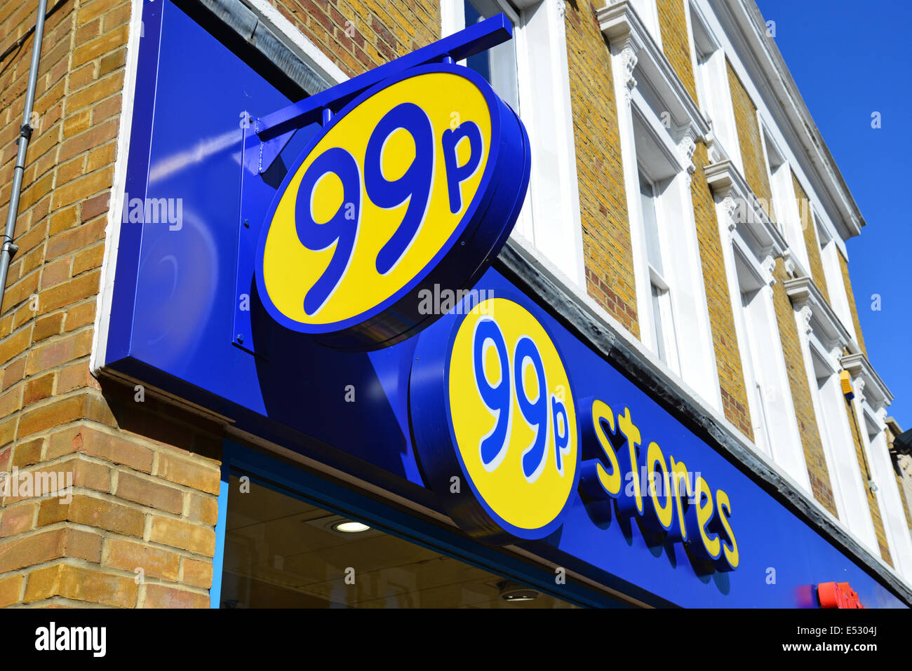 Maidenhead Town Sign High Resolution Stock Photography and Images - Alamy