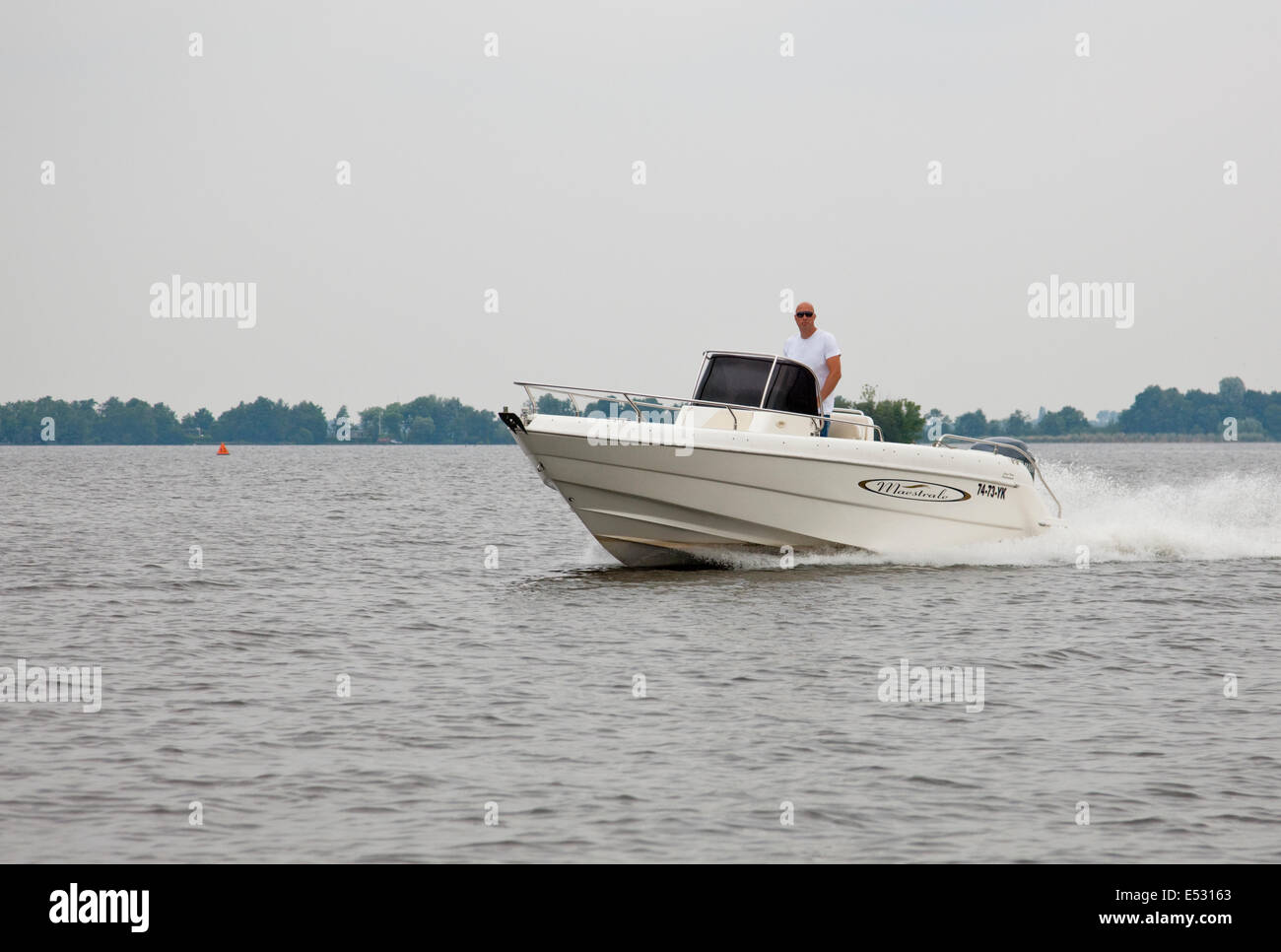 Speed Boat Stock Photos & Speed Boat Stock Images - Alamy