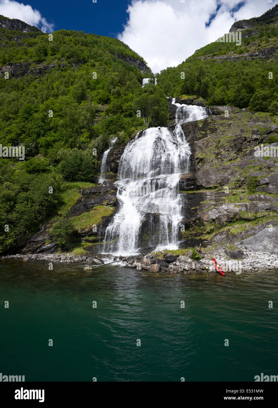 Geiranger vertical hi-res stock photography and images - Alamy