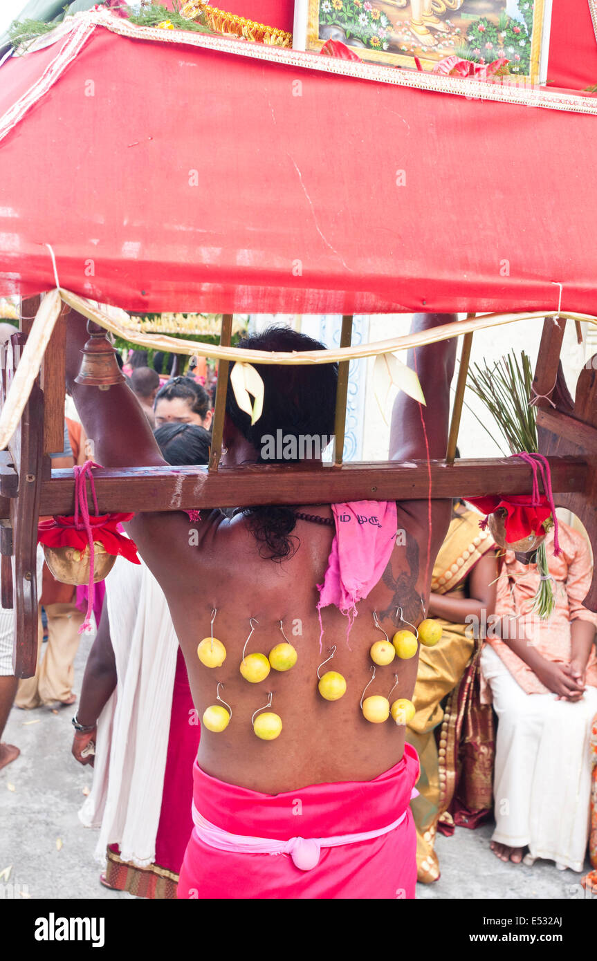 Cavadee festival mauritius island hi-res stock photography and images ...