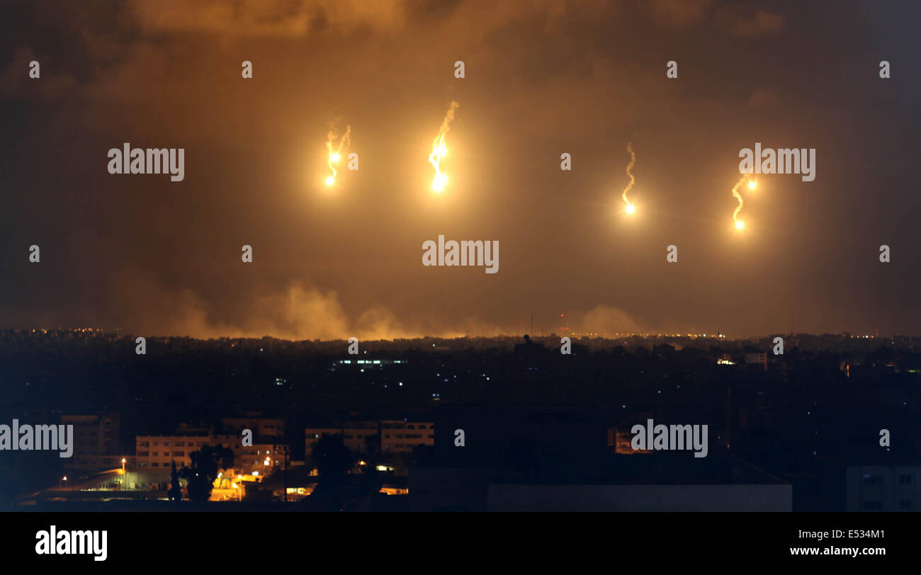 Gaza, gaza strip, Palestinian Territories. 19th July, 2014. Israeli ...