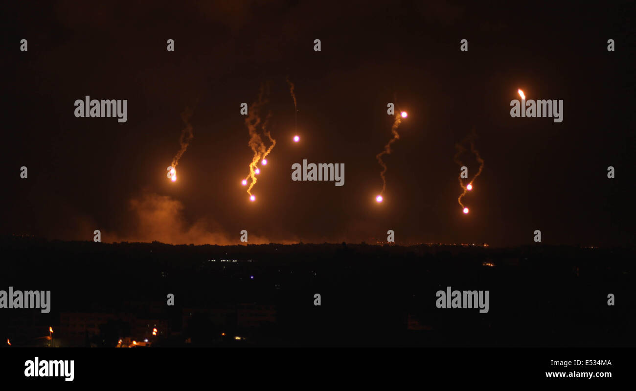 Gaza, gaza strip, Palestinian Territories. 19th July, 2014. Israeli ...