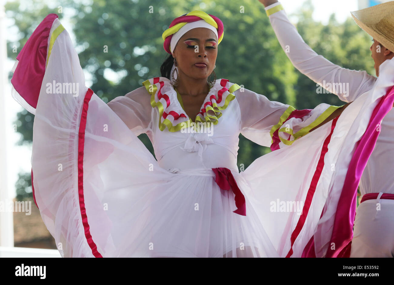 Folk groups Colombia Folklore Foundation from Santiago de Cali, during ...