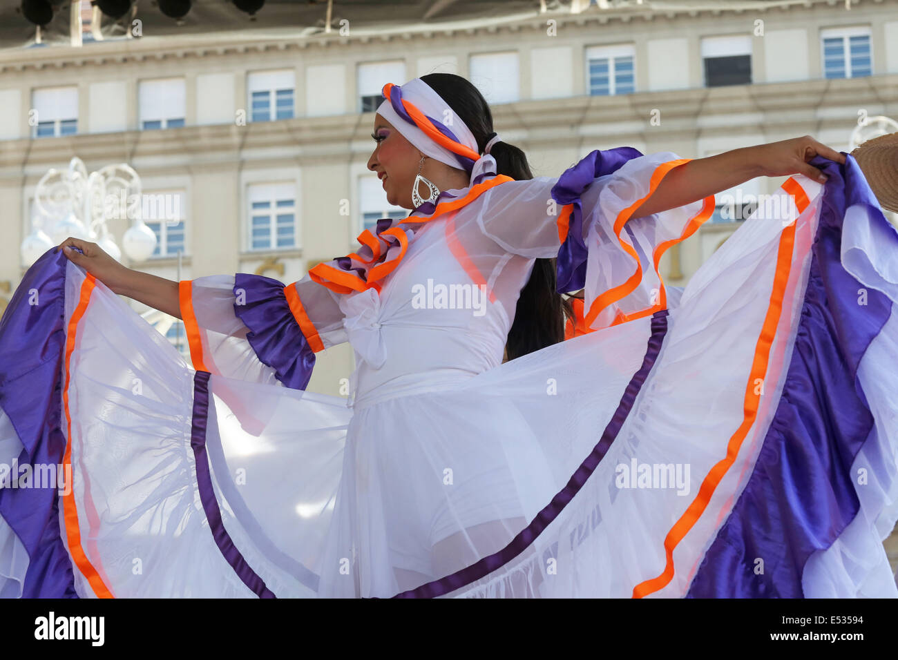 Folk groups Colombia Folklore Foundation from Santiago de Cali, during ...