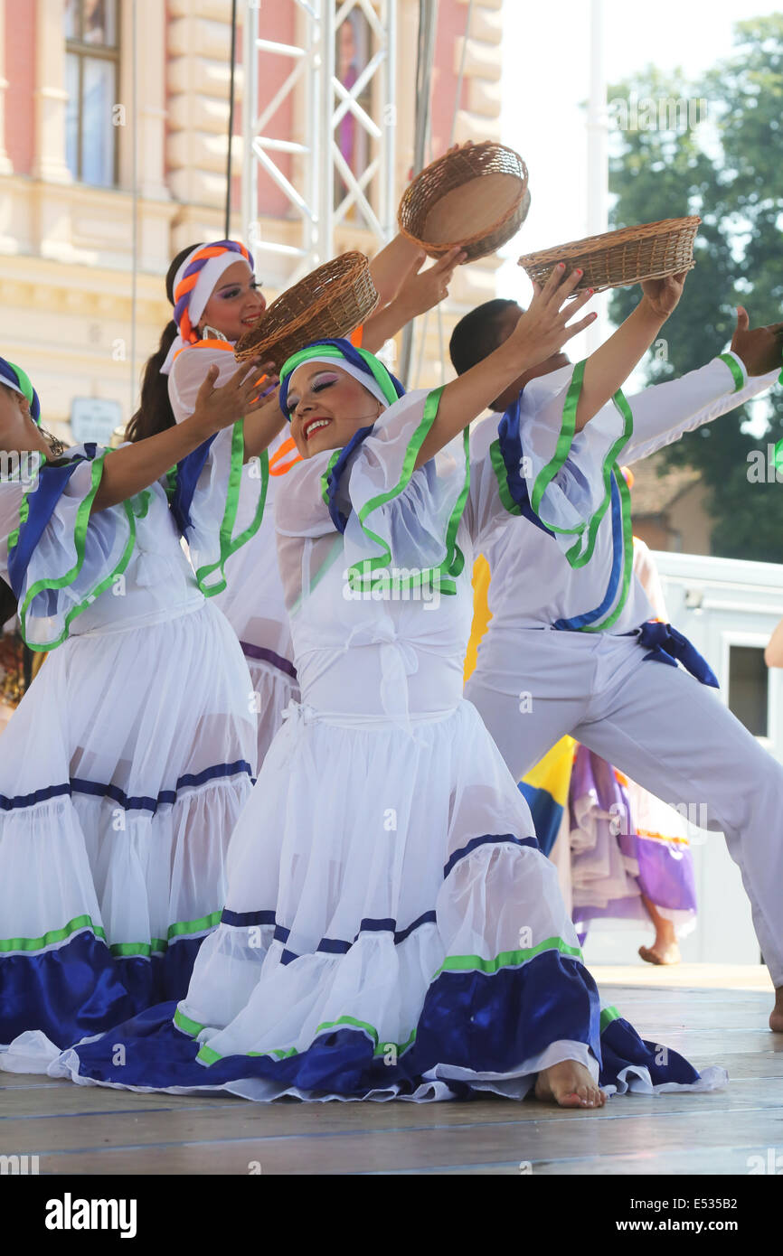 Folk groups Colombia Folklore Foundation from Santiago de Cali, during ...