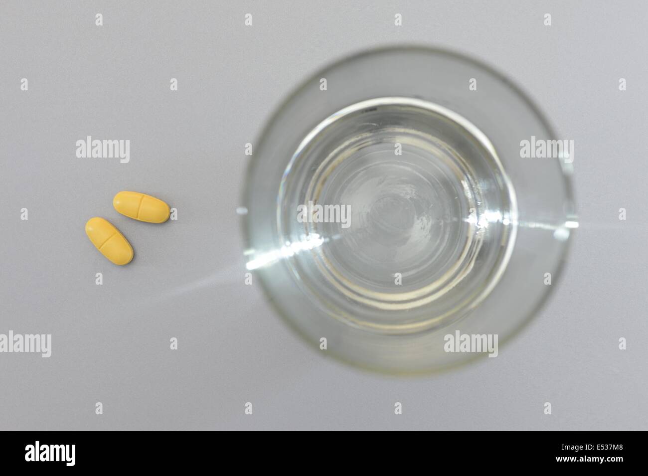 A close up shot of medication pills Stock Photo - Alamy