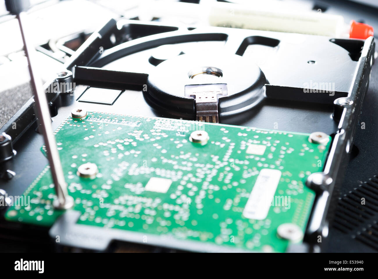 Fixing computer hi-res stock photography and images - Alamy