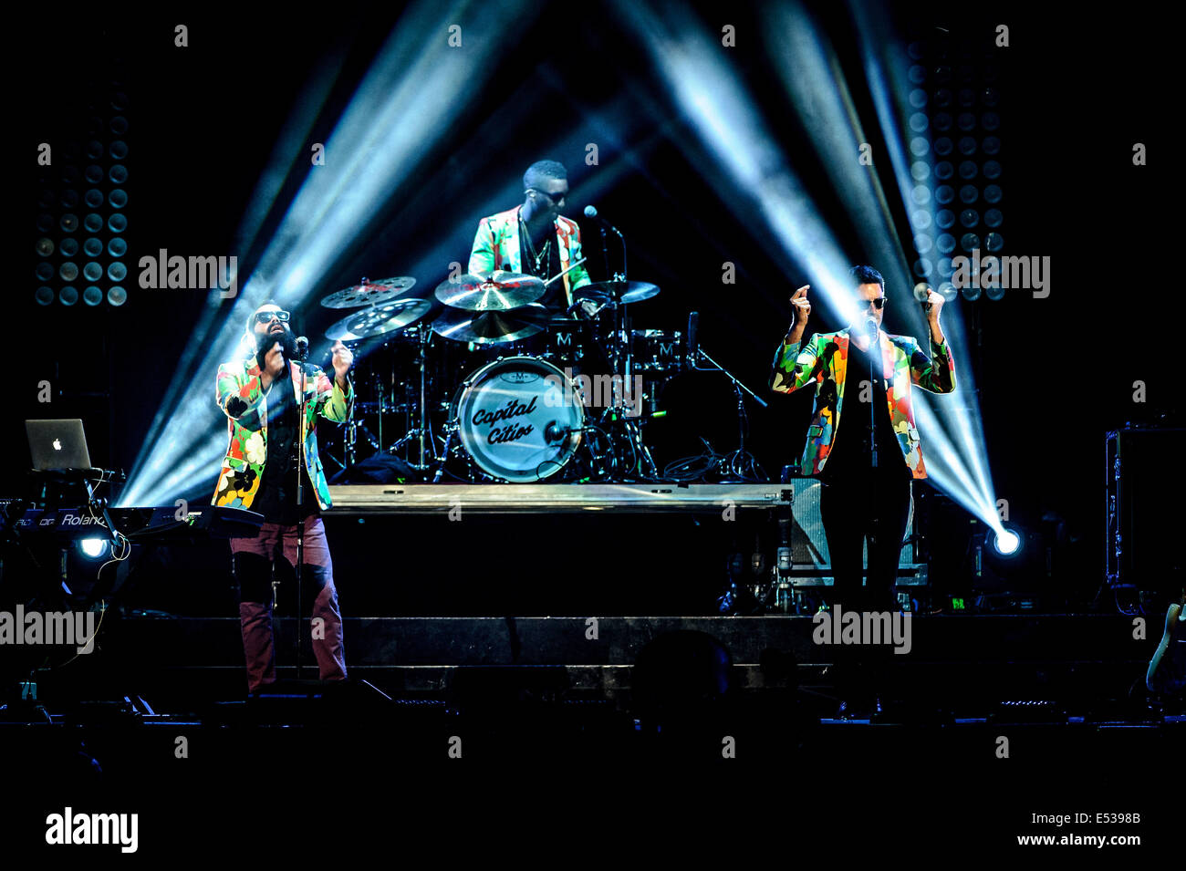 Toronto, Ontario, Canada. 18th July, 2014. American indie pop duo from ...