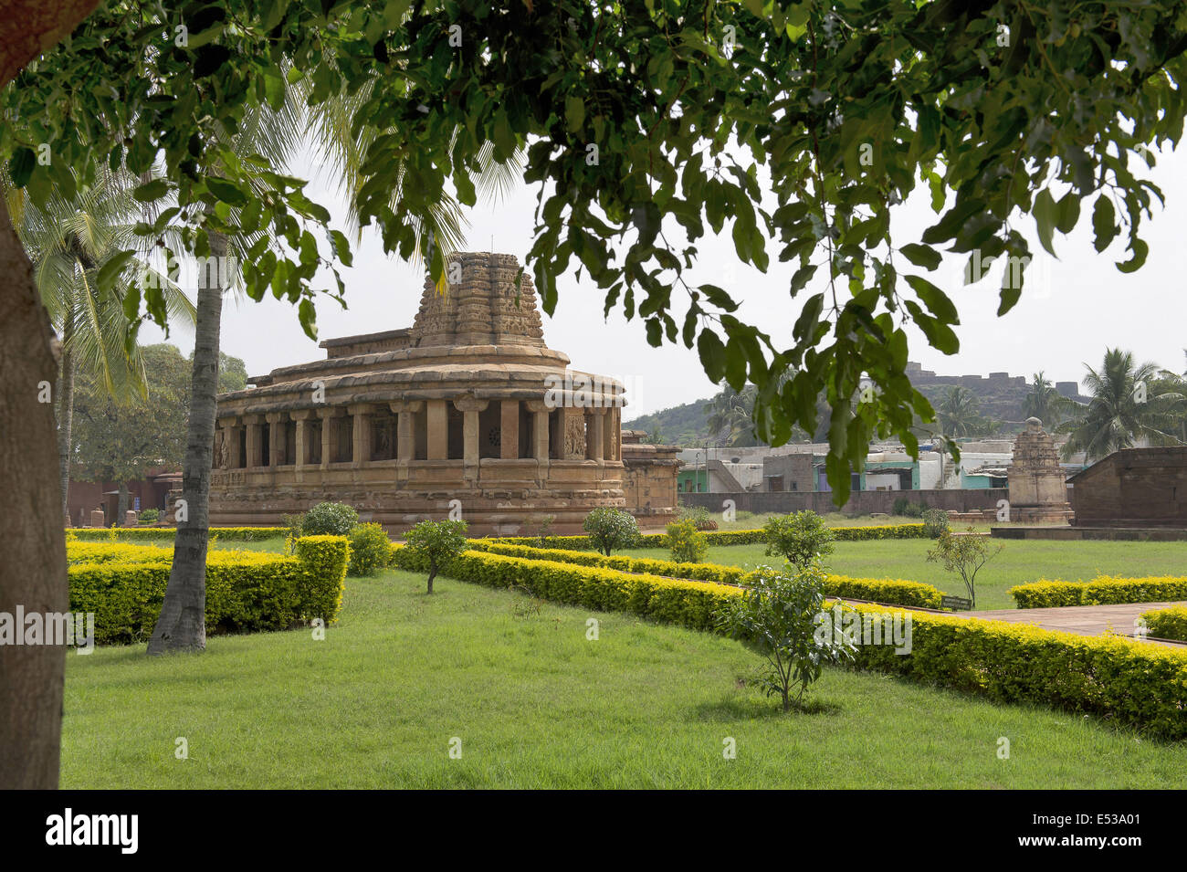 Apsidal hi-res stock photography and images - Alamy