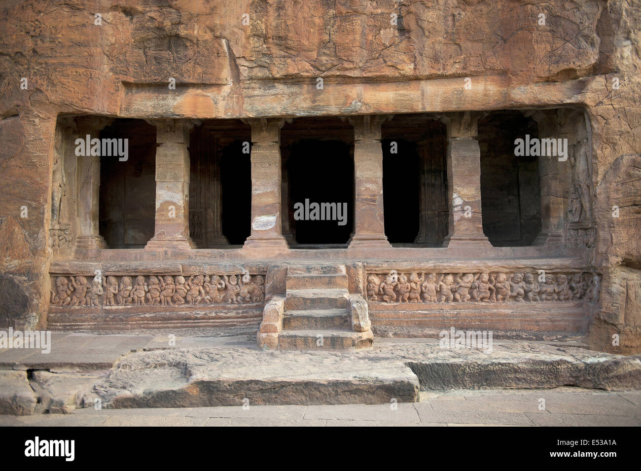 Badami rock cut cave temple hi-res stock photography and images - Alamy
