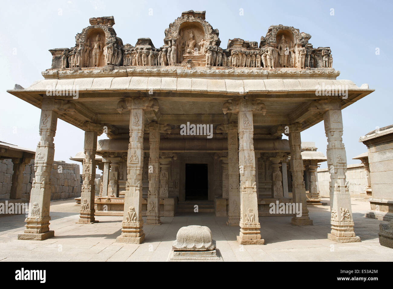 Hazara Rama Temple. Entrance to temple. Hampi Monuments, Karnataka ...