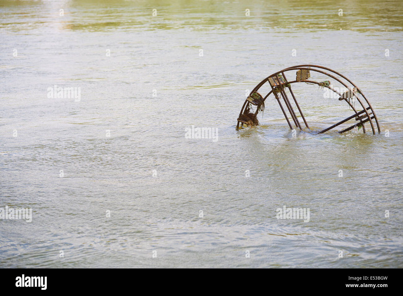 Vintage Water wheel in the river Stock Photo - Alamy