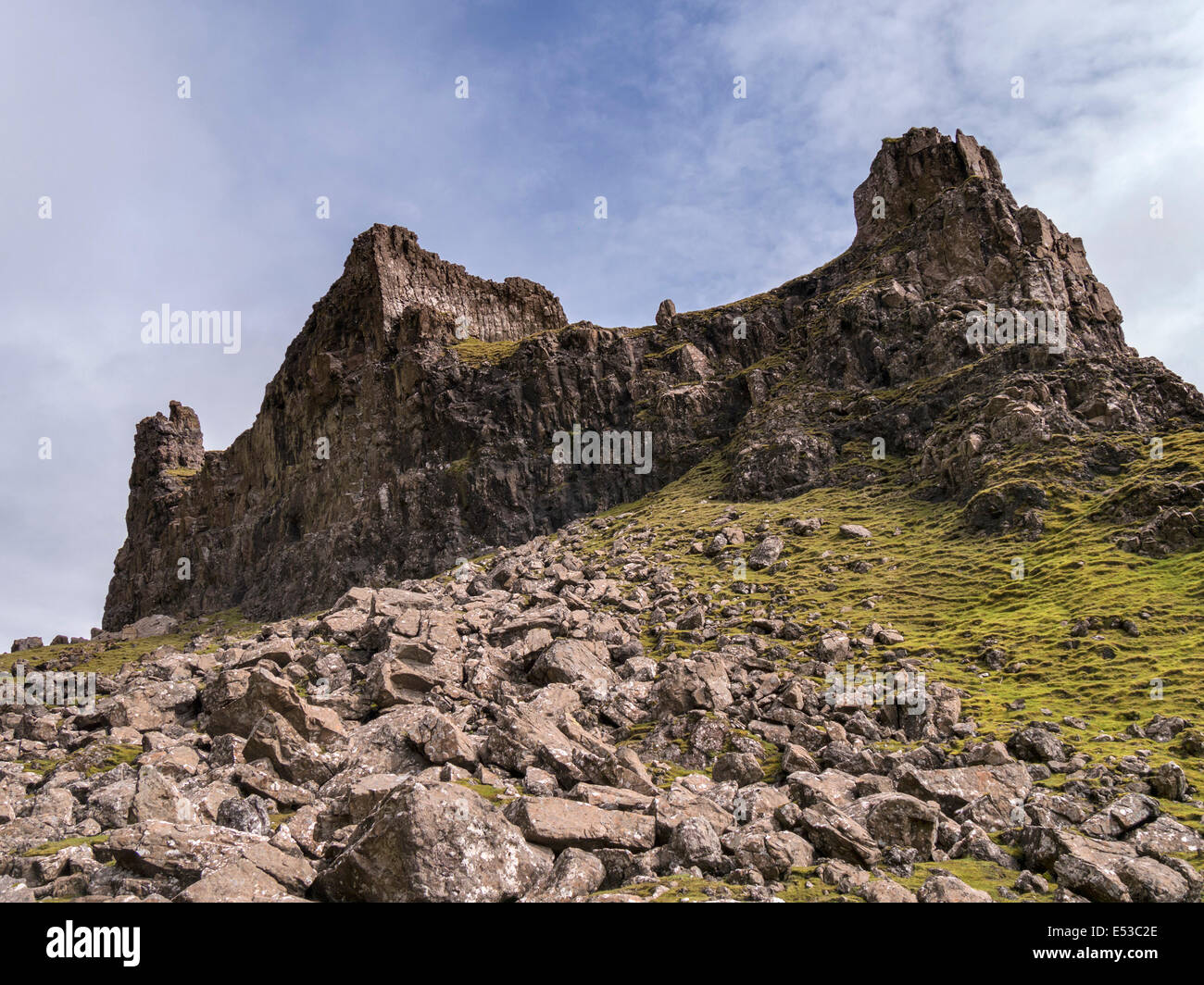 The towering rocky cliffs of "The Prison", Quiraing, Trotternish, Isle ...