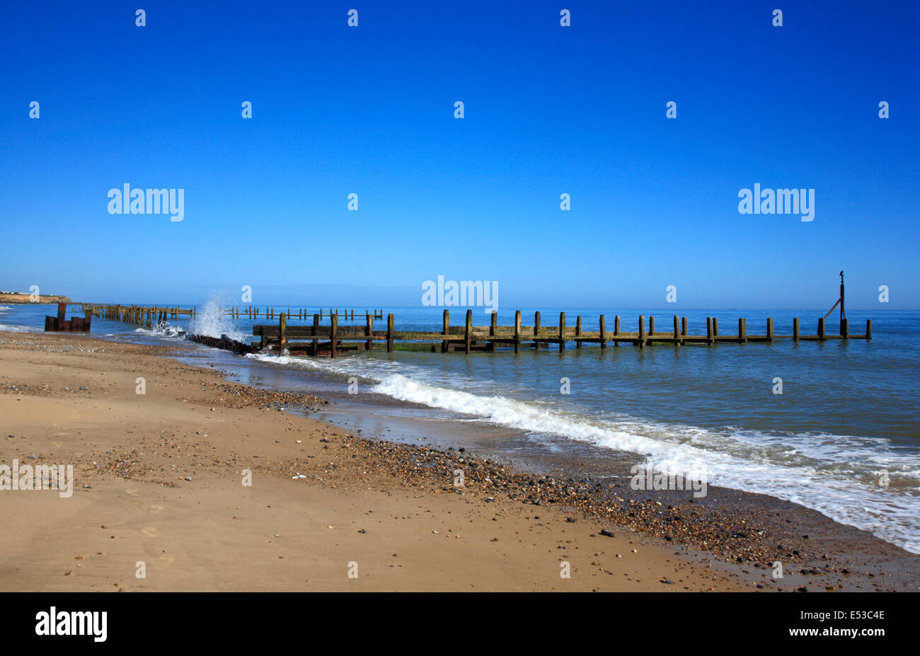 Deteriorating groynes and breakwaters on the east coast at Cart Gap ...