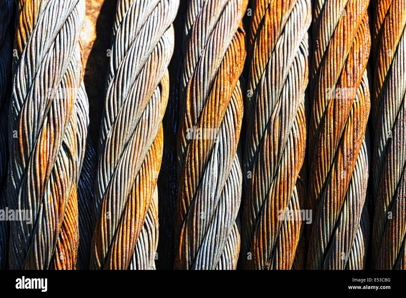 Texture wire rope steel cable hi-res stock photography and images - Alamy