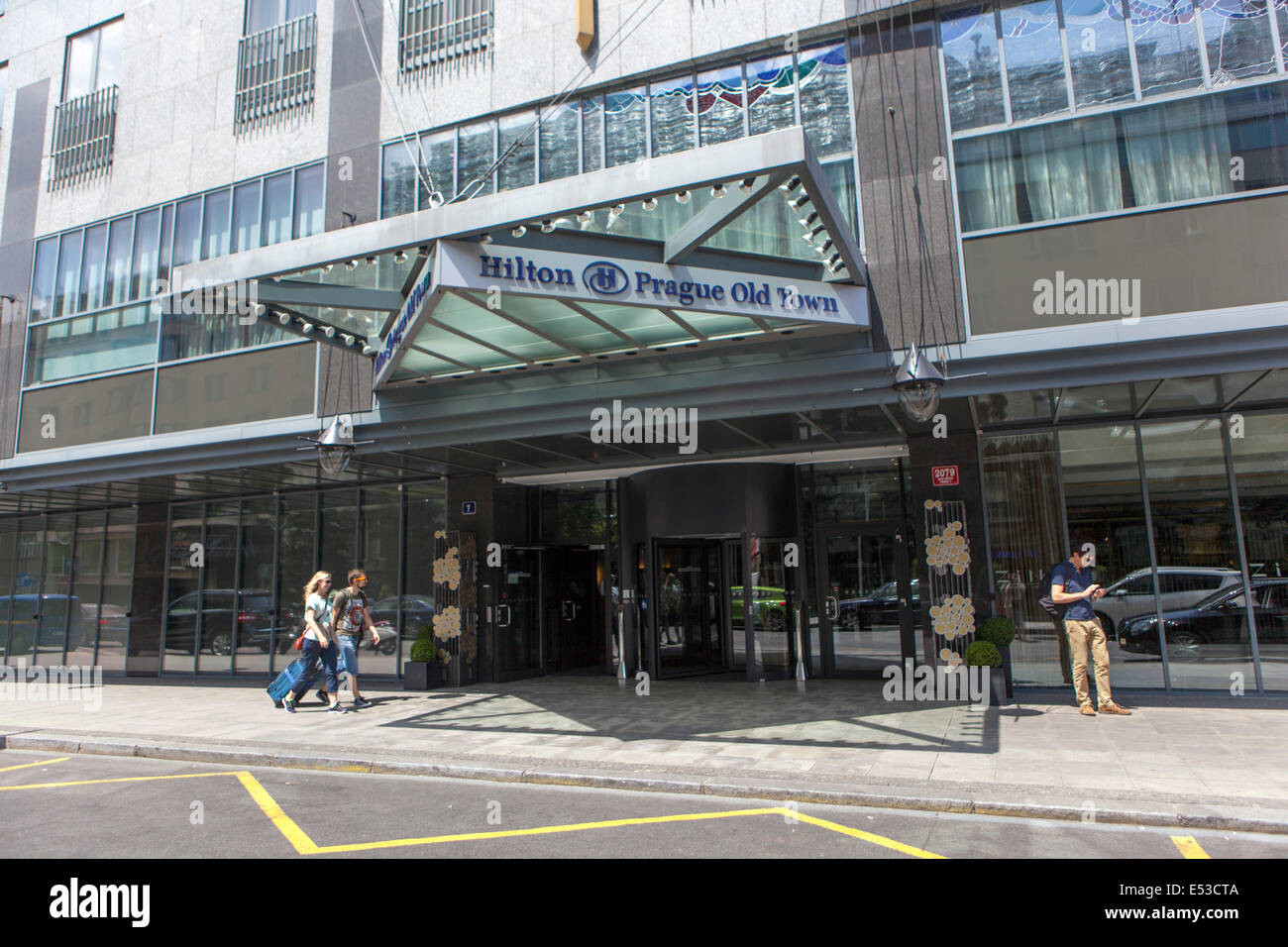 Hilton hotel hi-res stock photography and images - Alamy