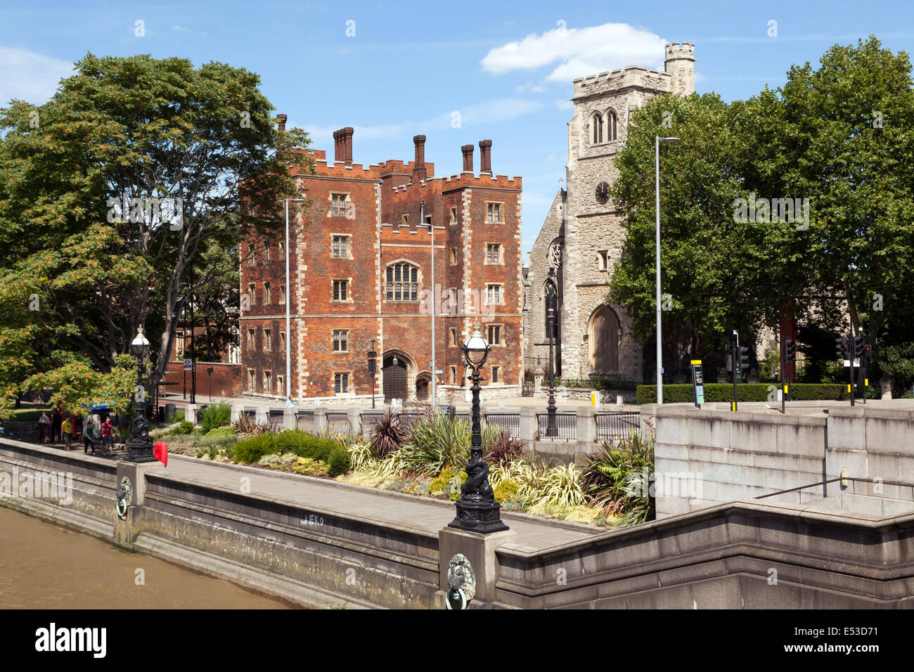 St mary at lambeth hi-res stock photography and images - Alamy