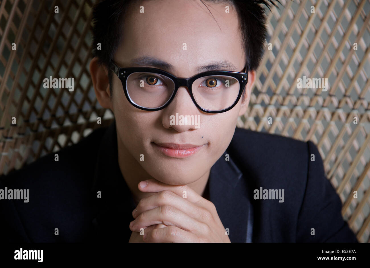 Wearing lenses hi-res stock photography and images - Alamy