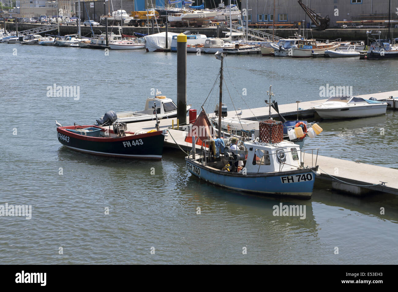 Penryn harbour hi-res stock photography and images - Alamy