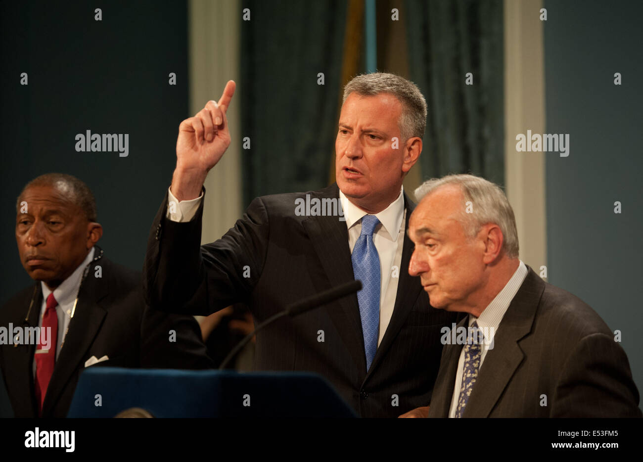 Manhattan, New York, USA. 18th July, 2014. MAYOR BILL DE BLASIO and ...