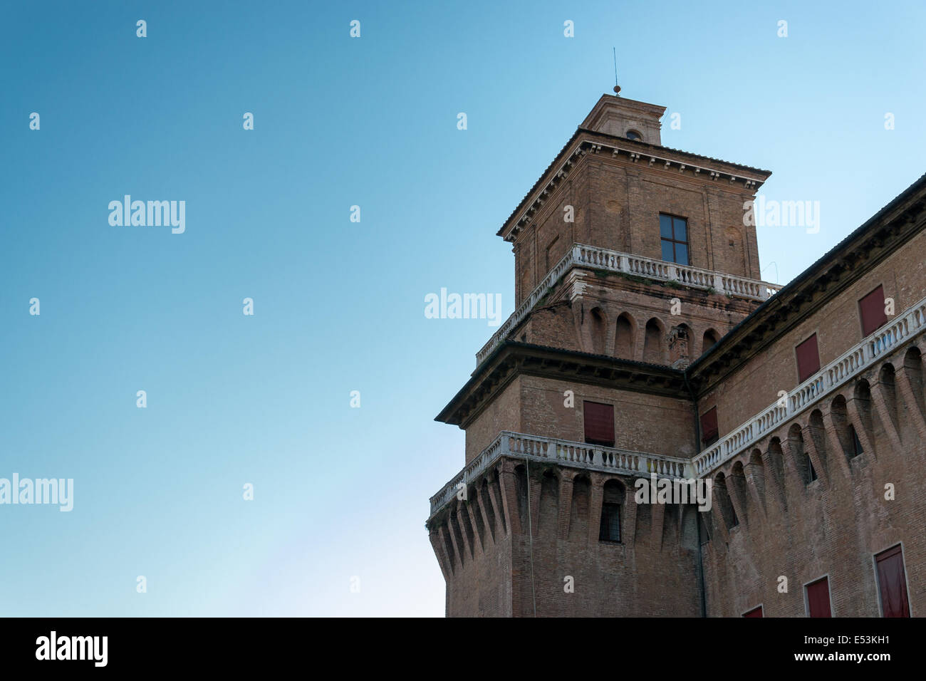 View of the Estensi's Castle in Ferrara Stock Photo - Alamy