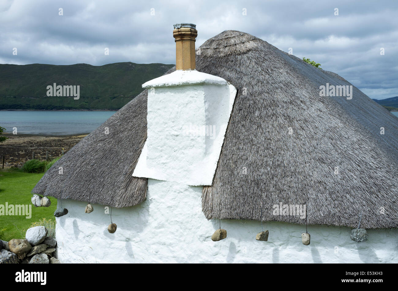A Traditional Blackhouse at Luib on the Isle of Skye Scotland UK Stock ...