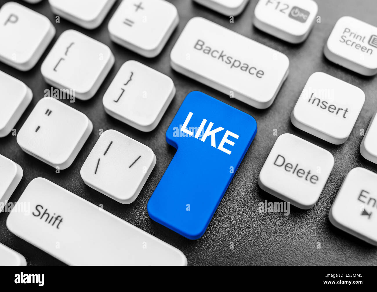 Facebook key on keyboard hi-res stock photography and images - Alamy