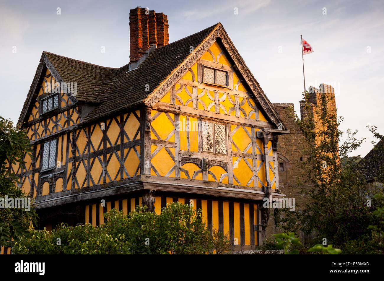 The Elizabethan Gatehouse at Stokesay Castle and Fortified Manor House ...