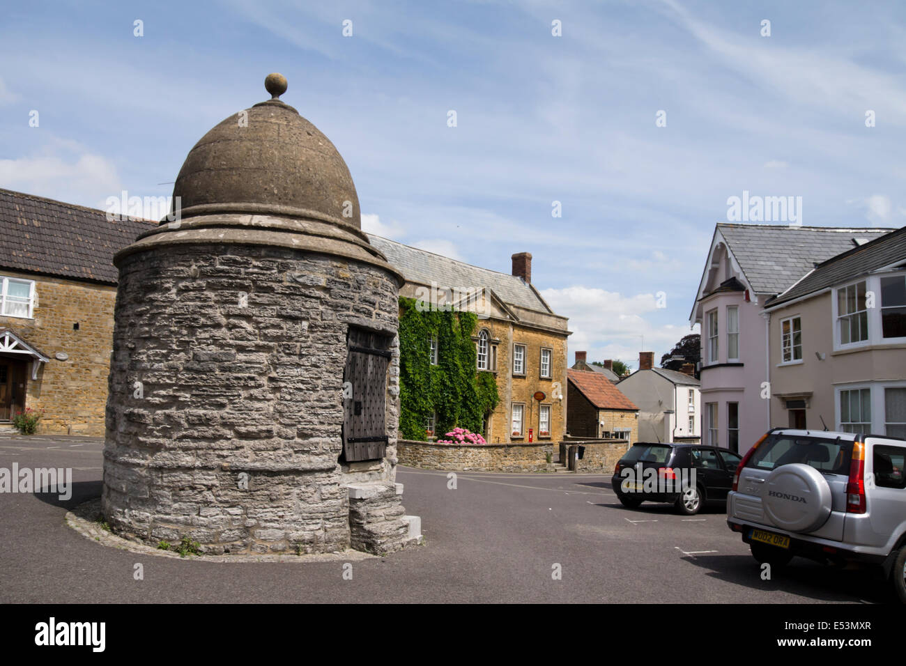 Castle cary somerset hi-res stock photography and images - Alamy