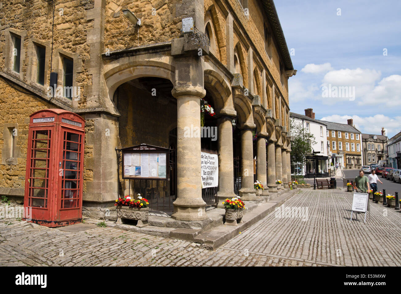 Castle cary hi-res stock photography and images - Alamy