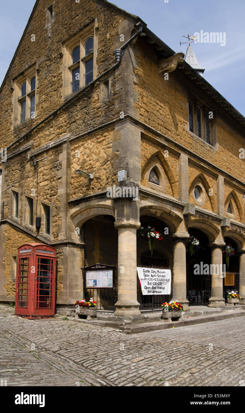 Castle cary somerset hi-res stock photography and images - Alamy