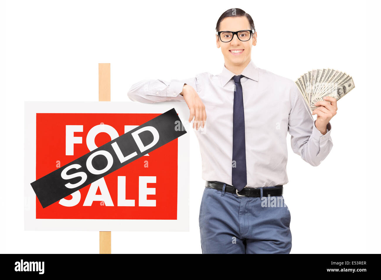 Sold sign hi-res stock photography and images - Alamy