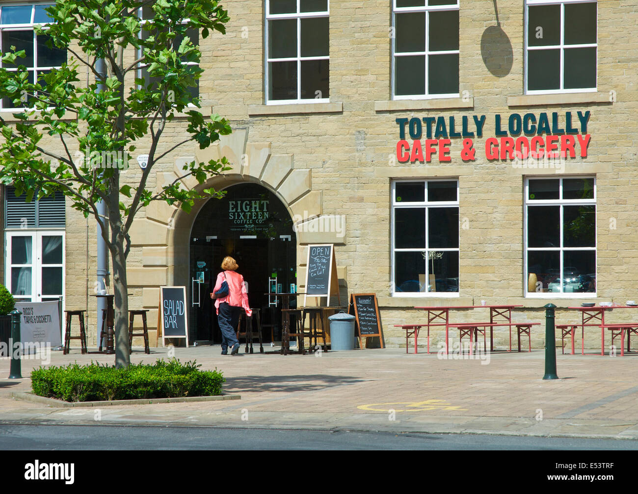 Mill dean clough complex halifax hi-res stock photography and images ...