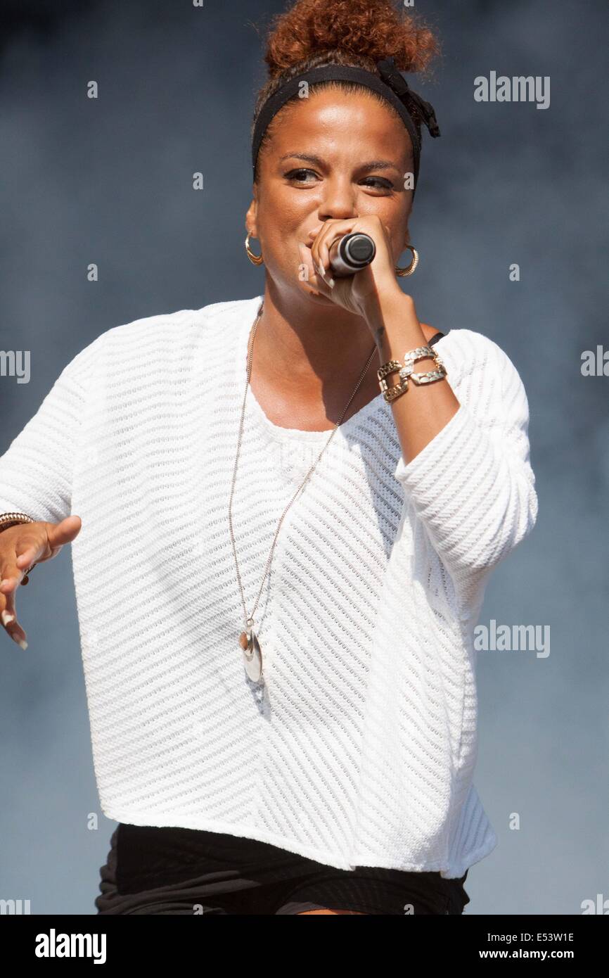 Ms dynamite miss dynamite hi-res stock photography and images - Alamy