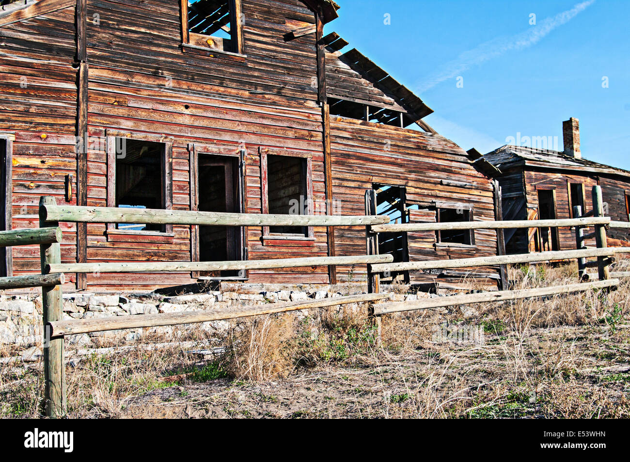 Inside old abandoned farm house hi-res stock photography and images - Alamy