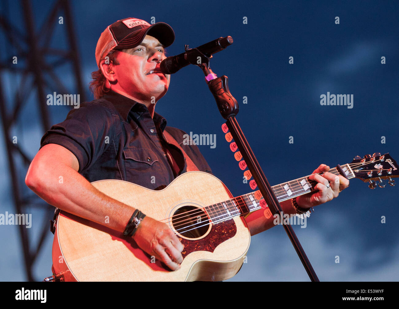 Turlock, CA, USA. 14th July, 2014. Rodney Atkins performs with his band ...