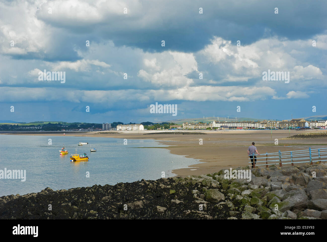 Morecambe beach hi-res stock photography and images - Alamy