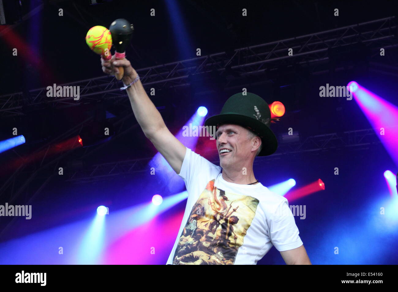 Happy mondays festival hi-res stock photography and images - Alamy