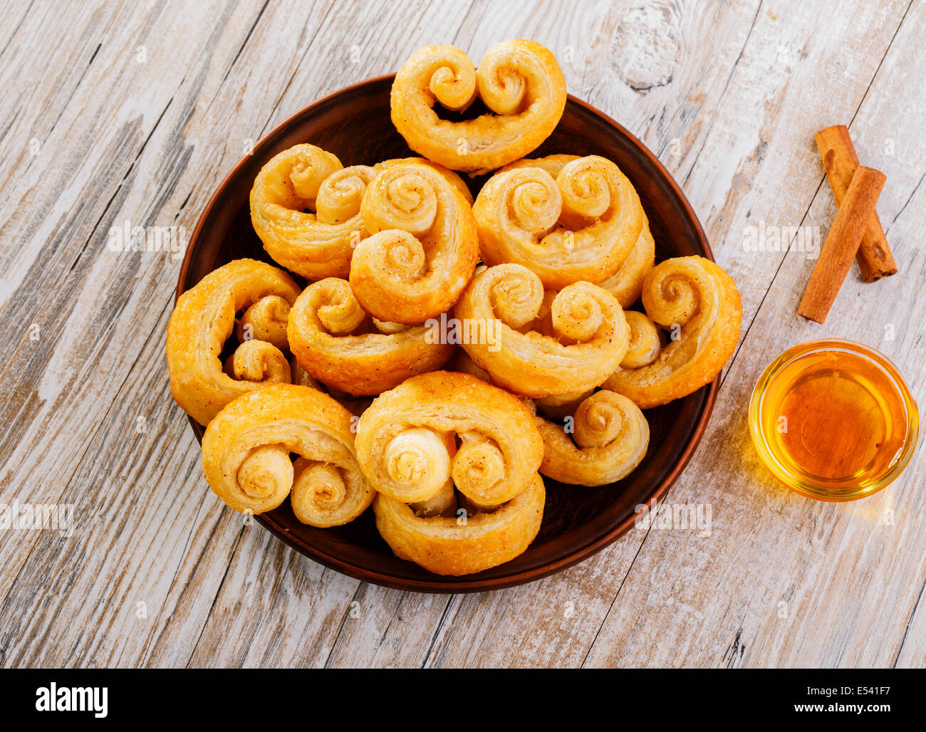 curls puff pastry Stock Photo - Alamy