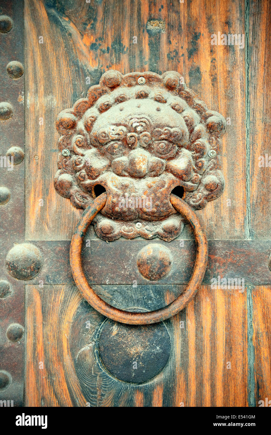 Old door of traditional Beijing architecture with decorations Stock ...