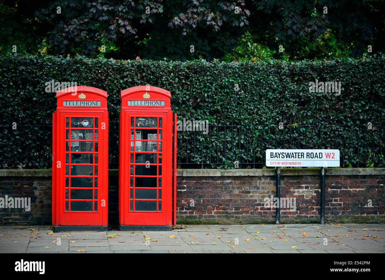 Telephone box in London street Stock Photo - Alamy