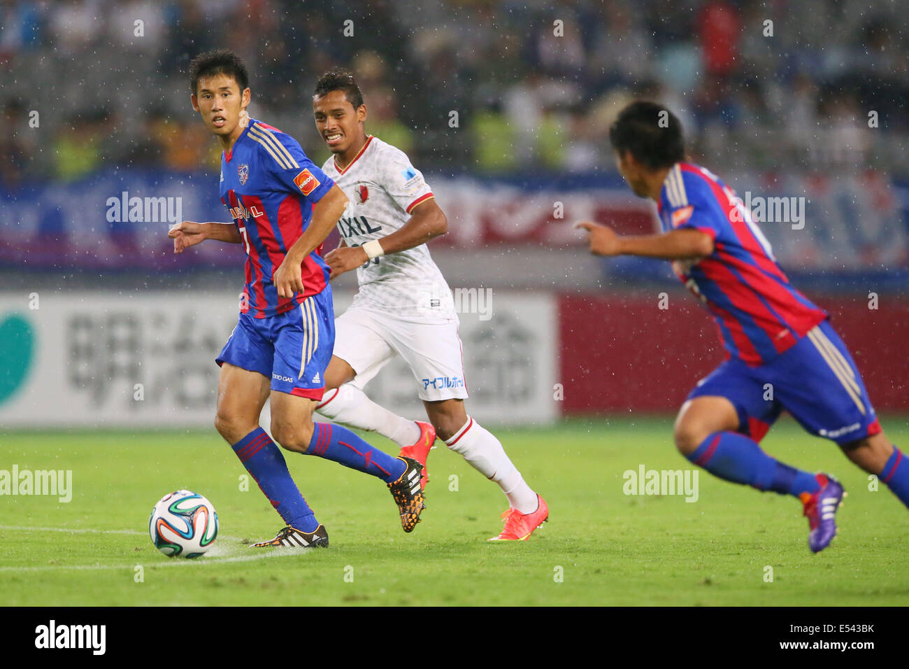 NACK5 Stadium Omiya, Saitama, Japan. 19th July, 2014. (L-R) Takuji Yonemoto (FC Tokyo), Caio ...