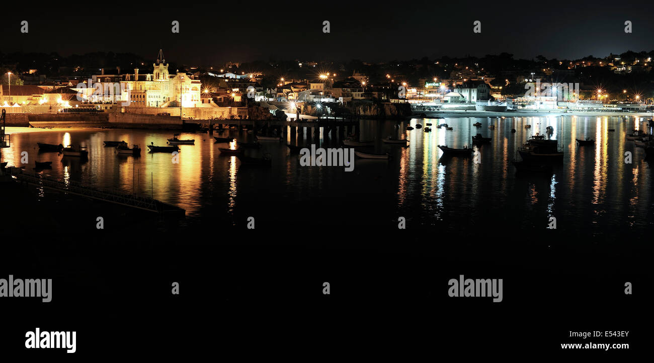 night shoot of the beach at Cascais, Portugal Stock Photo - Alamy
