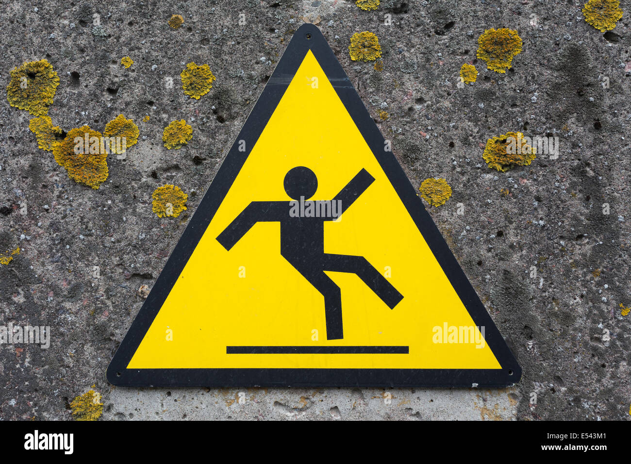 Slippy when wet hi-res stock photography and images - Alamy