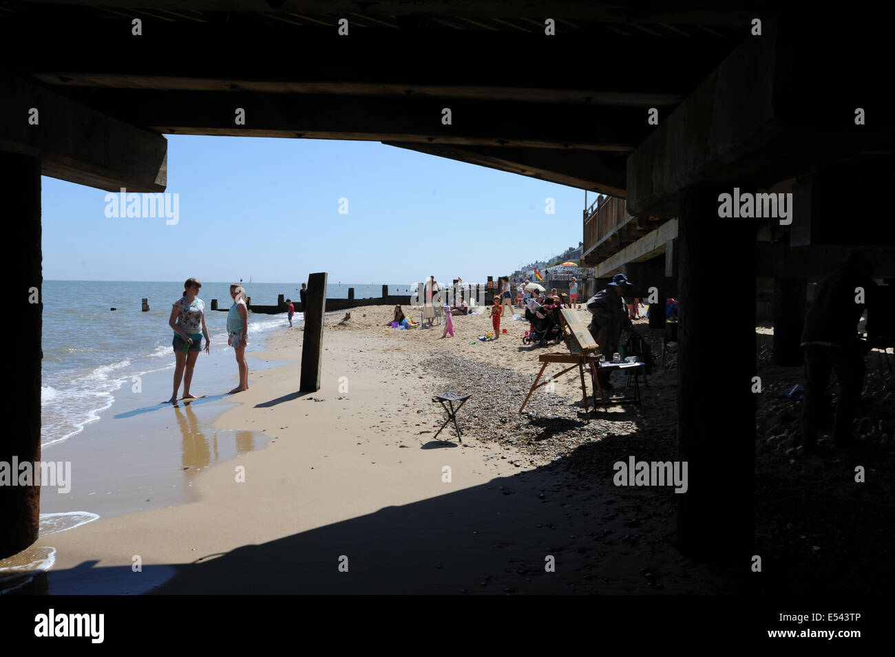 Views around suffolk seaside resort hi-res stock photography and images ...